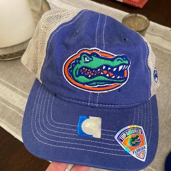 Top of the World | Accessories | University Of Florida Gator Top Of The ...